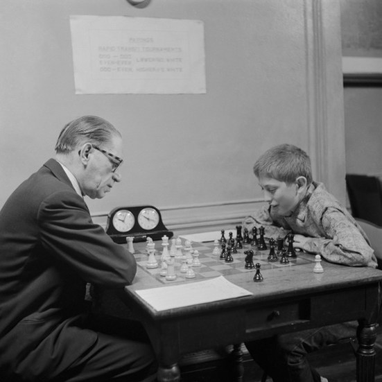 Bobby Fischer, thiên tài kỳ quặc nhất của làng cờ vua thế giới | Nghiên ...